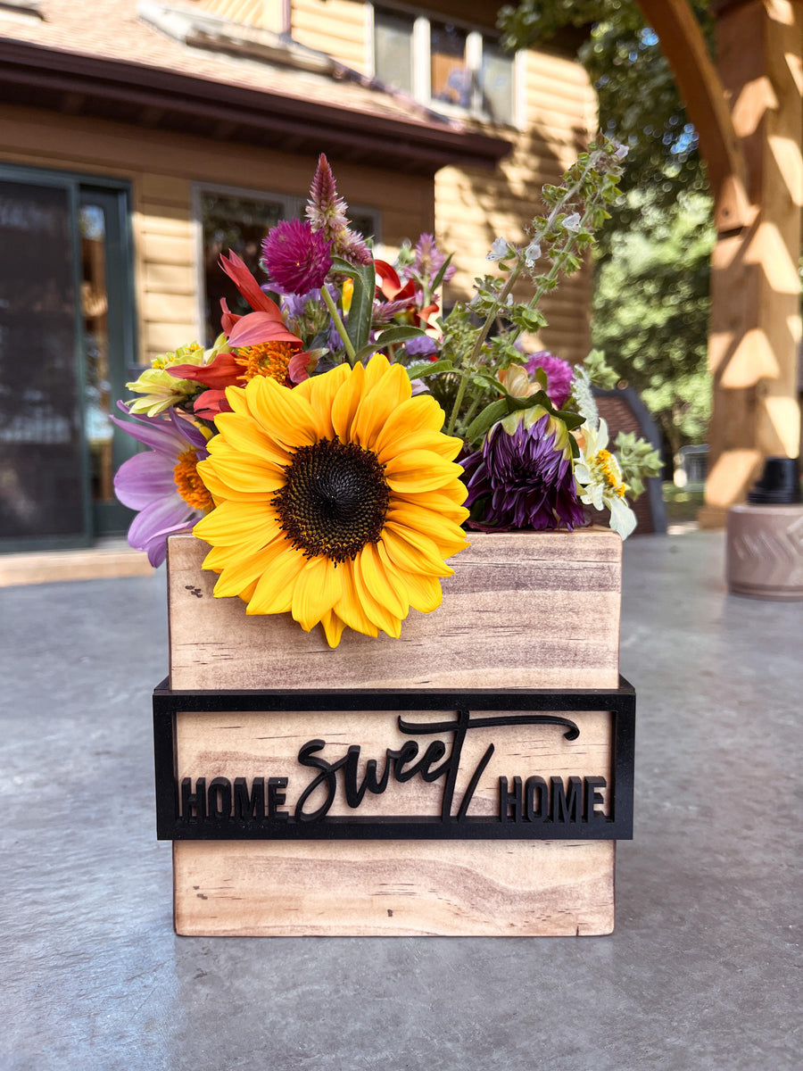 DIY Workshop | Fresh Cut Flower Box – The Farmer's Wife WI